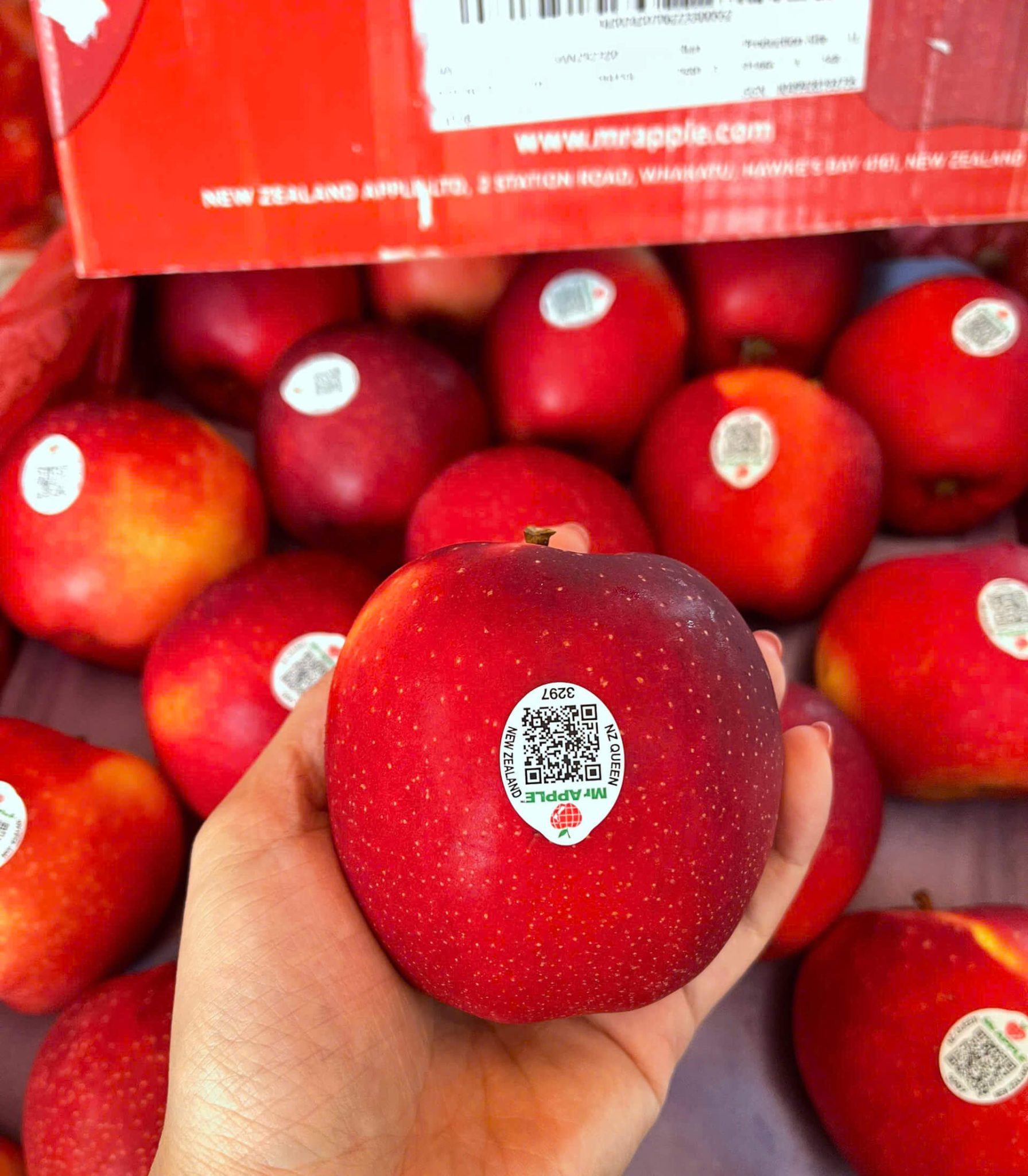 Táo Queen New Zealand S90 (1Kg)